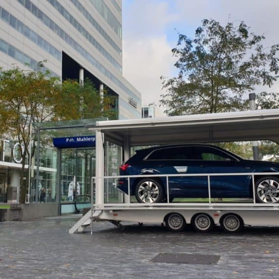 Audi e-tron Trailer - Exposurebox